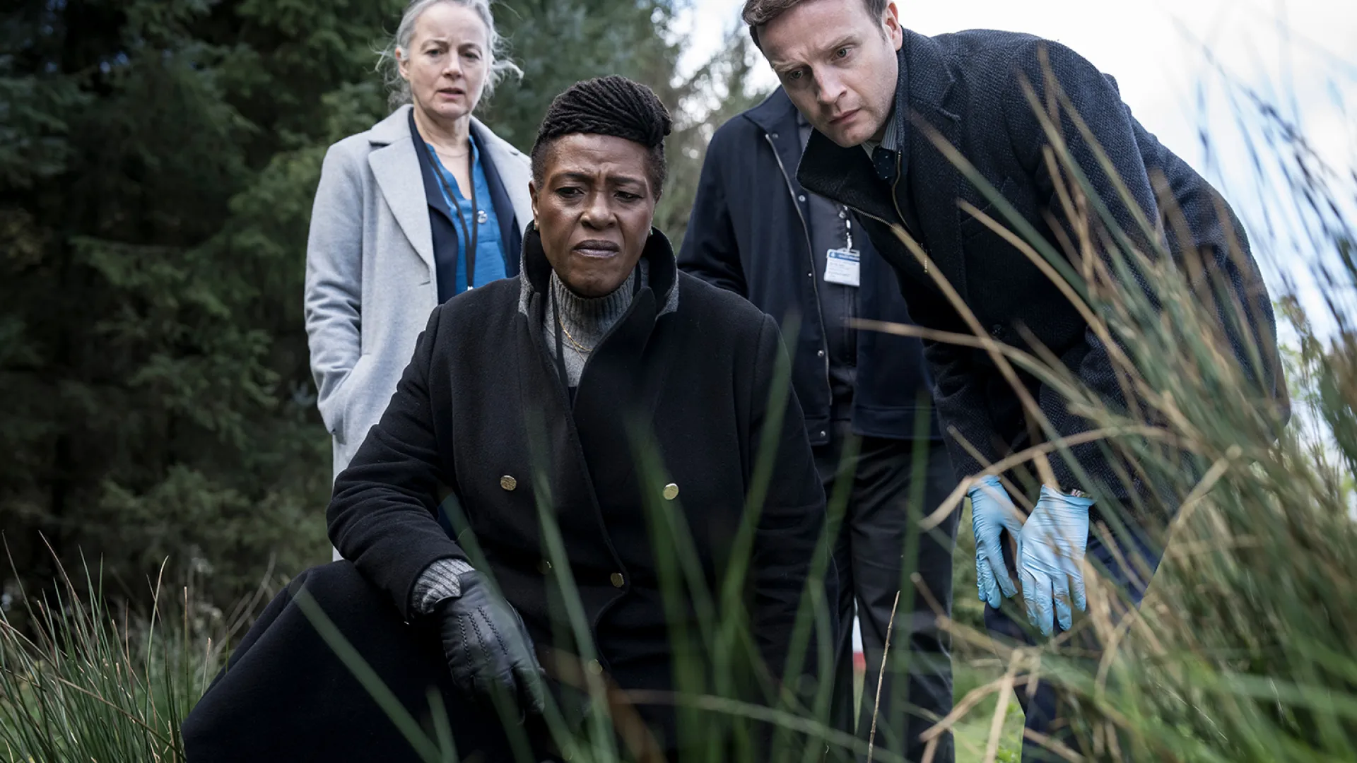 Zenuwslopende moordzaken in misdaadserie Ellis: deze verborgen parel op ...